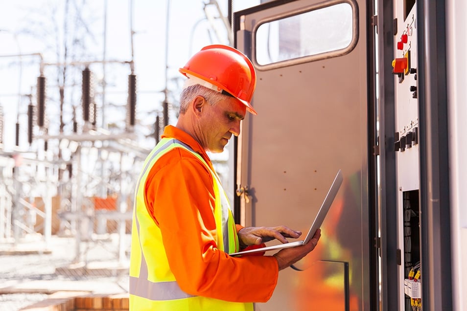 Lone Worker Safety and Electricity: Remote Monitoring and Alarm Systems